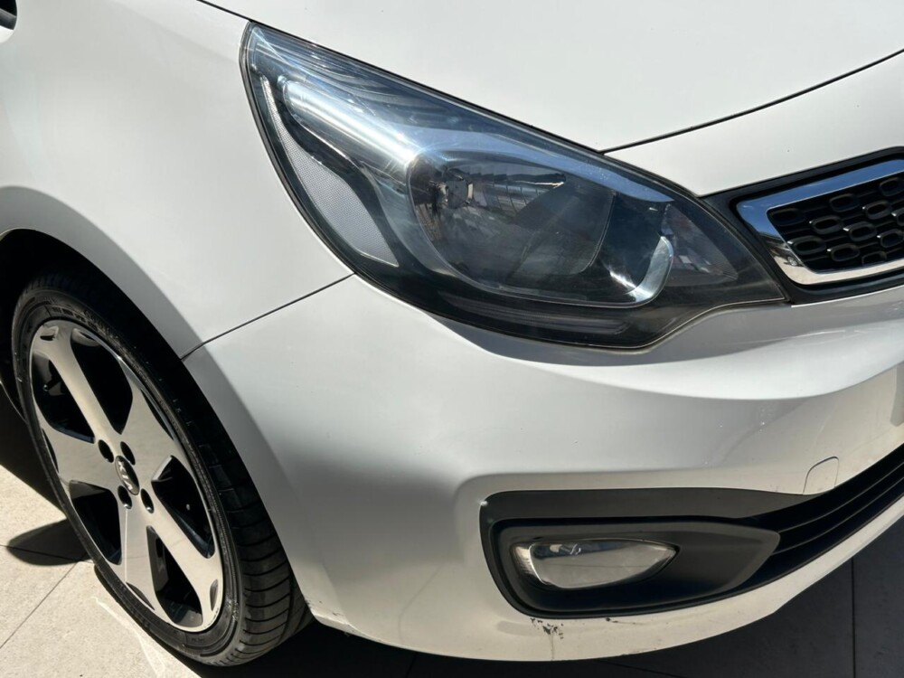 2014 Kia Rio Sedan 1.4 tec - First Car Sales - - First Car Sales